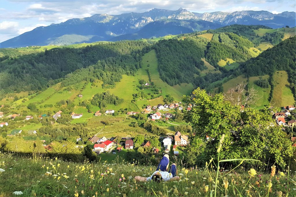 Ce poți să faci în satul Peștera din Brașov- Calatorii de weekend