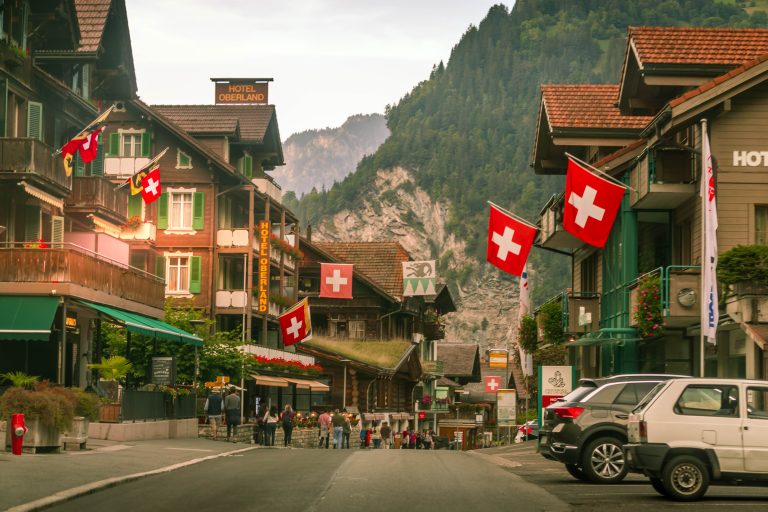 Ghid de călătorie în Elveția-Tot ce trebuie să știi înainte de a pleca ...